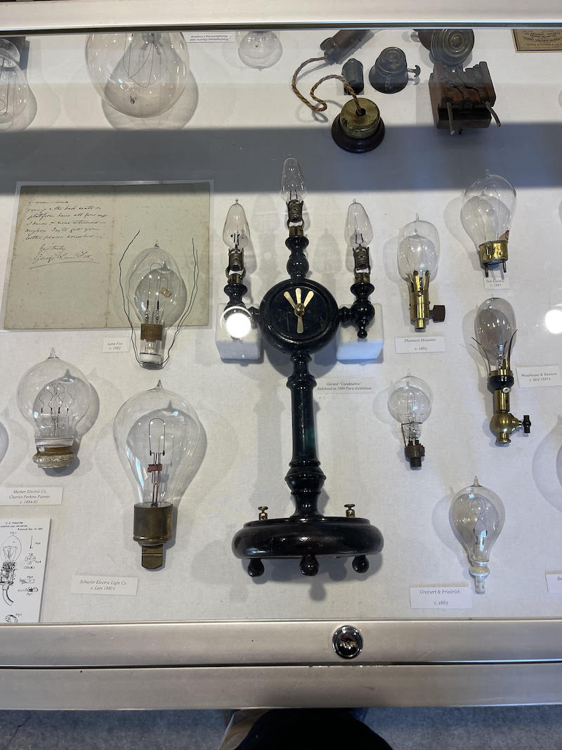 Welcome | Electric Lighting Collectors Meet